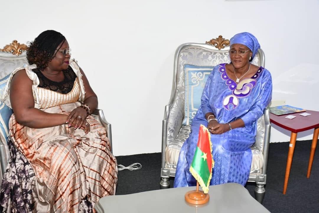 Ouagadougou : La Ministre Nandy SOME/DIALLO reçoit l’Union des épouses ...