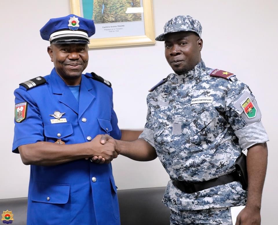 Ouagadougou : un assistant GSP reçoit les félicitations du Chef d’Etat ...